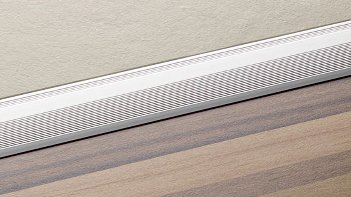 Schienen & Profile – Moderna